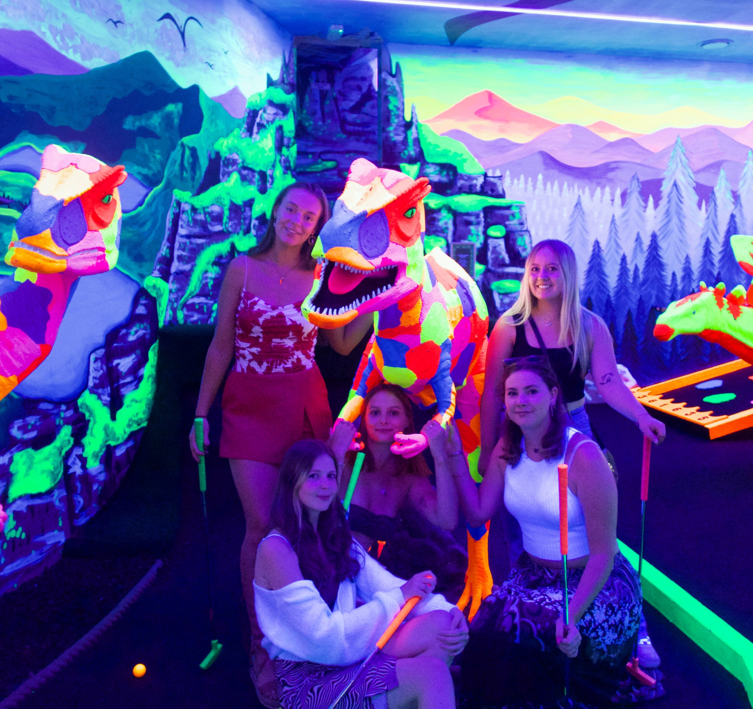 Why Book a Day of Indoor Golf at Globalls This Festive Season - Globalls